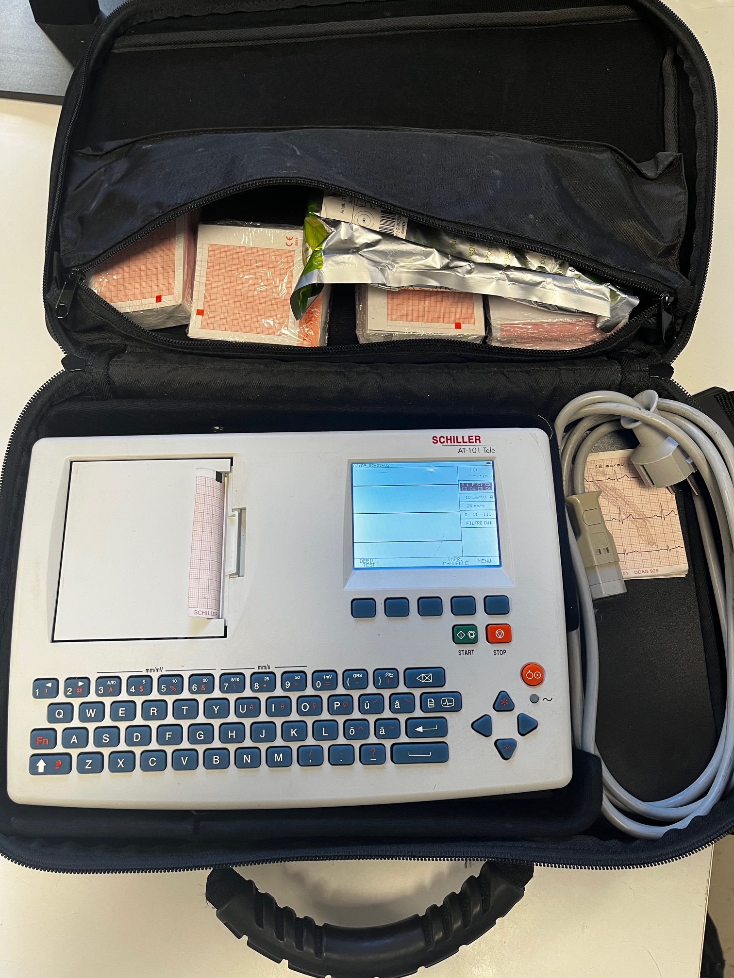 ECG Schiller modèle AT-101 Téle reconditionné et occasion- Sept Médical ...